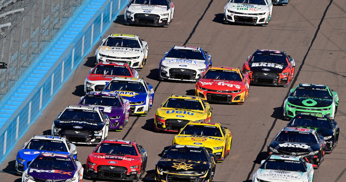 Phoenix Raceway to Host NASCAR's Championship Weekend in 2025
