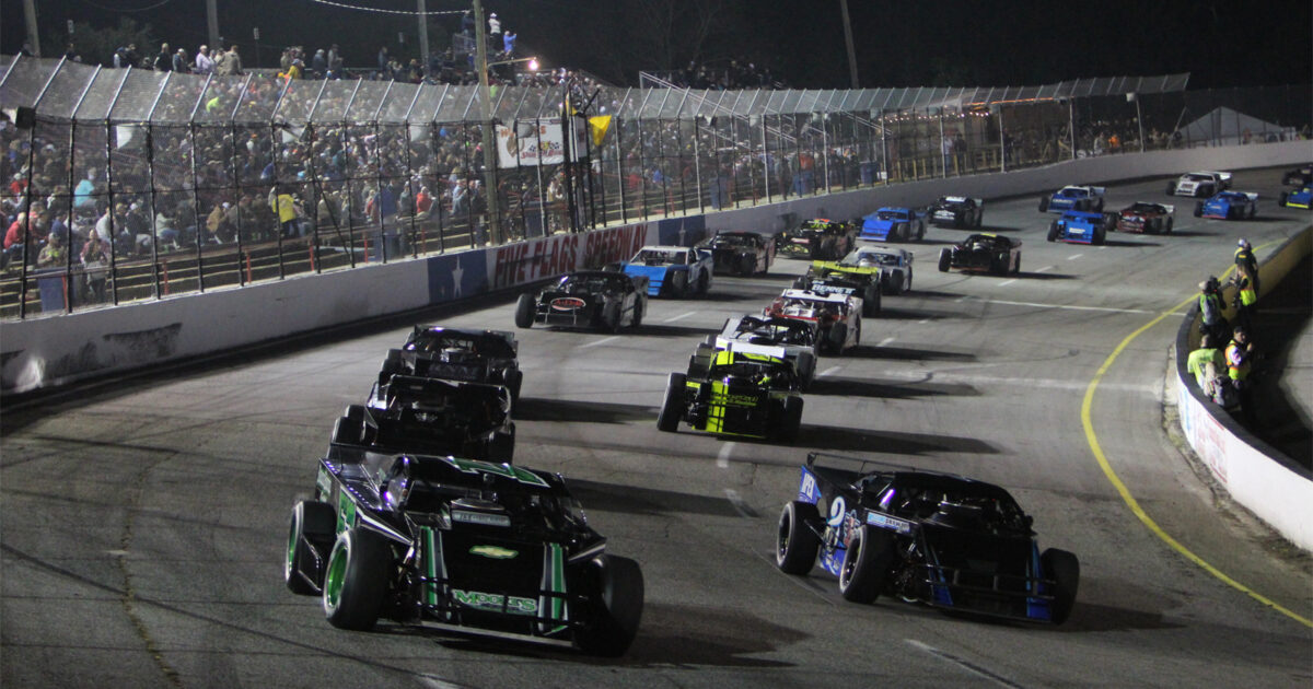 Modifieds of Mayhem Ready to Take The Stage on Big Weekend at Five…