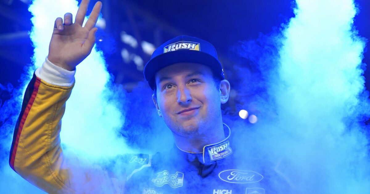 Deja Vu for Chase Briscoe in Chili Bowl Prelim