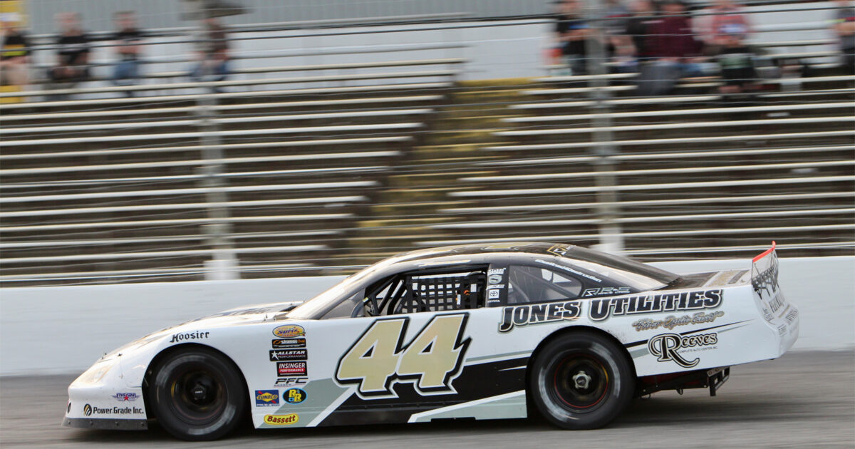 Conner Jones Set to Make Snowball Derby Debut