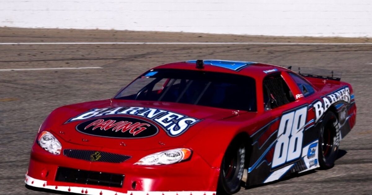 Doug Barnes Brings Prancing Horse Energy to Thanksgiving Classic