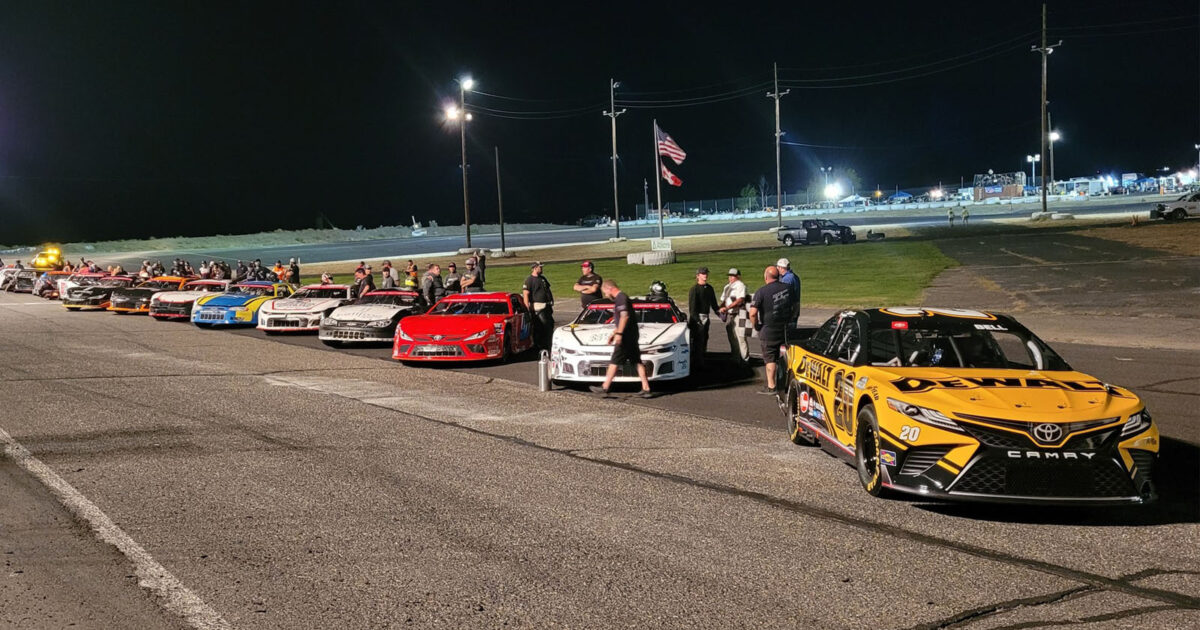 Northwest Super Late Models Head to Oregon 125 at Hermiston