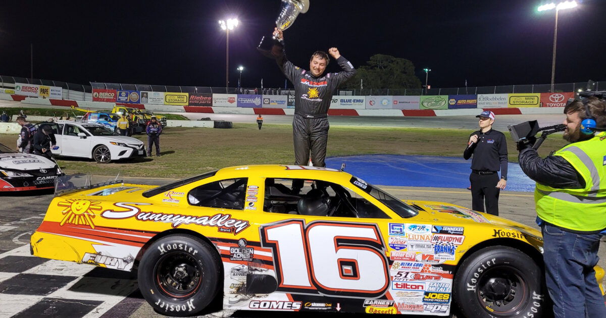 Gomes and Doss to Settle Southwest Tour Series Championship