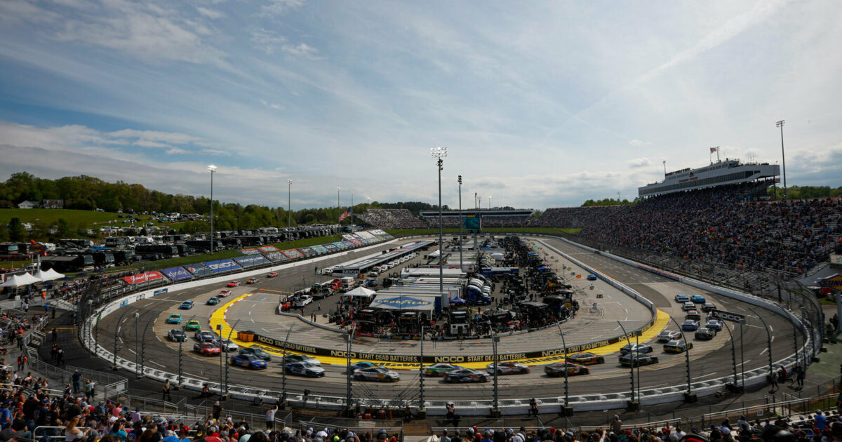 Race Results: NASCAR Cup Series NOCO 400 at Martinsville Speedway