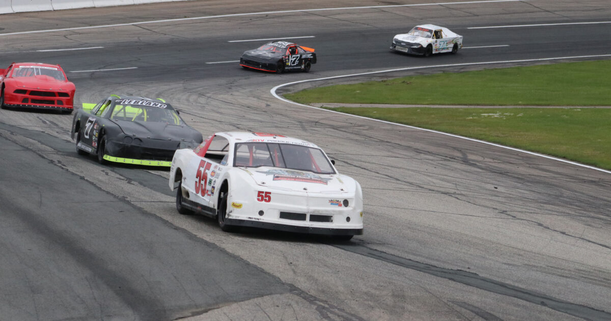 White Mountain Mini Late Models Prepare for Likely Invasion for…
