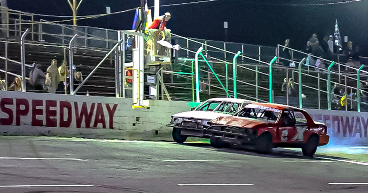 VIDEO: Mobile International Speedway Delivers Another Exciting Photo…