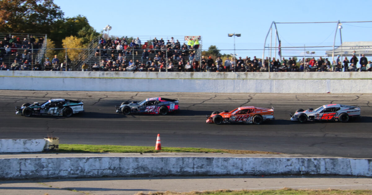 NASCAR Modifieds Ready for a Roaring Return to Thompson’s Icebreaker…