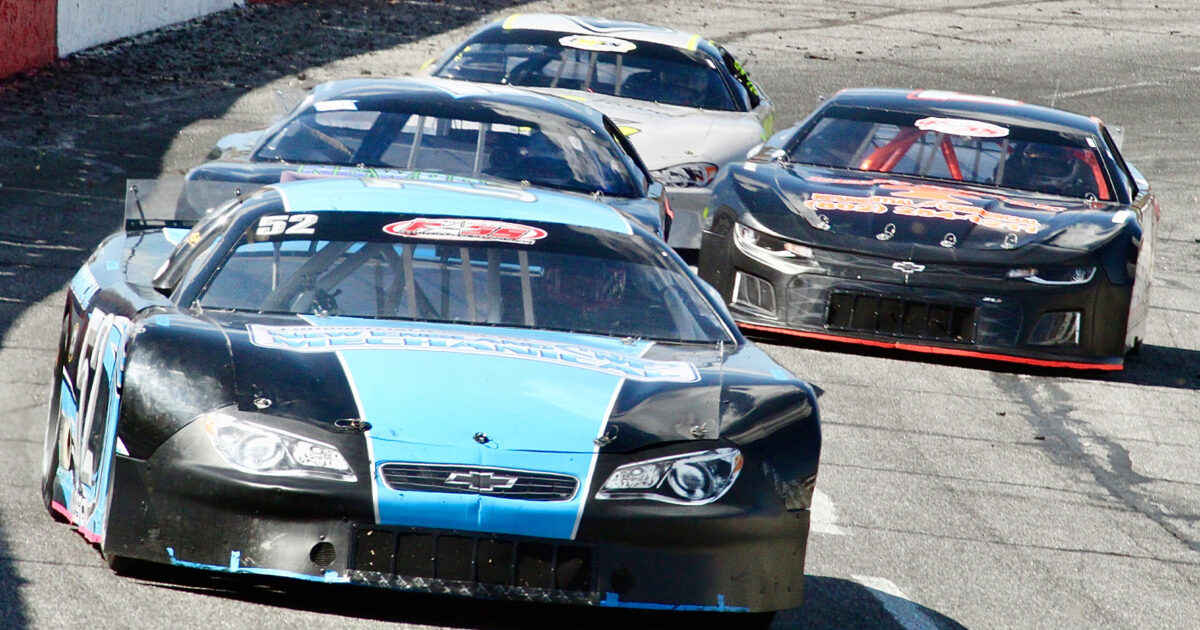 PASS, ACT Late Models Headed to Hickory for Easter Bunny Doubleheader