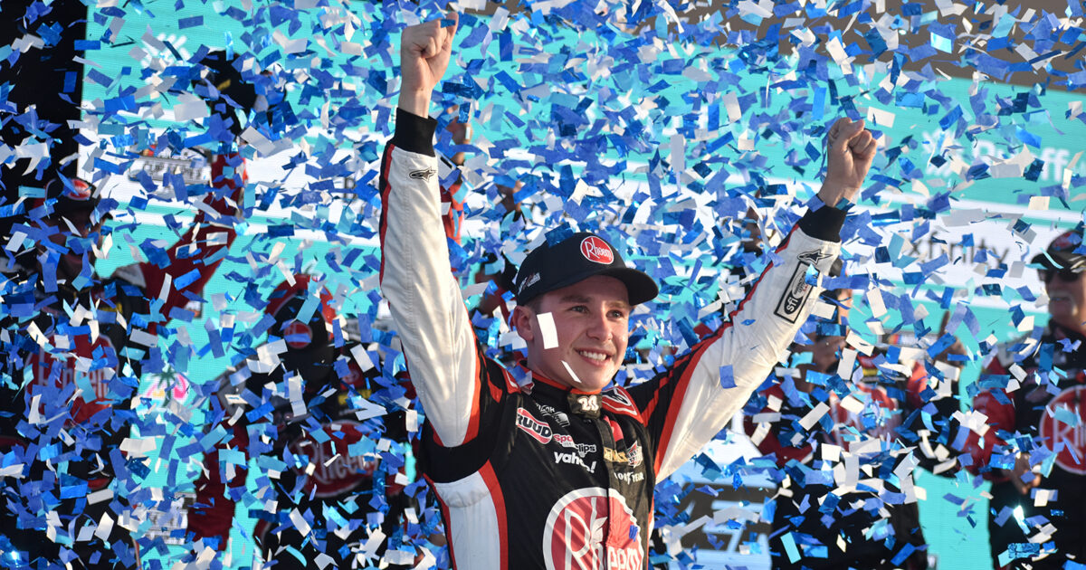 Never Give Up: Christopher Bell Locks Into Championship 4 With Win at…