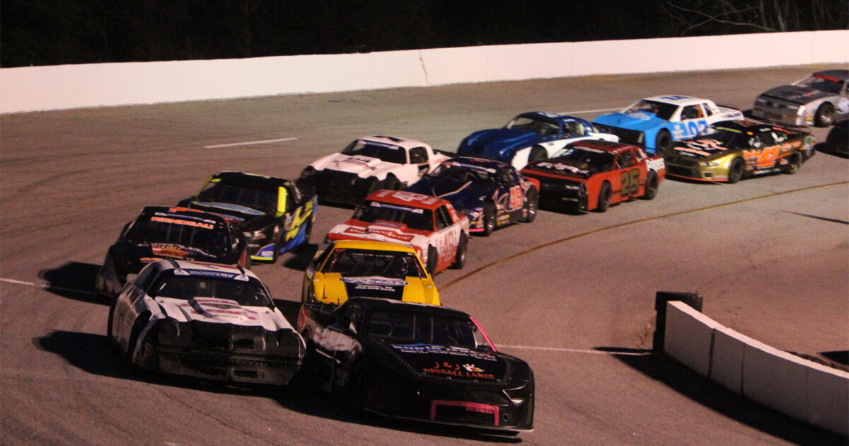 Watch the 2024 New Year's Bash on Racing America