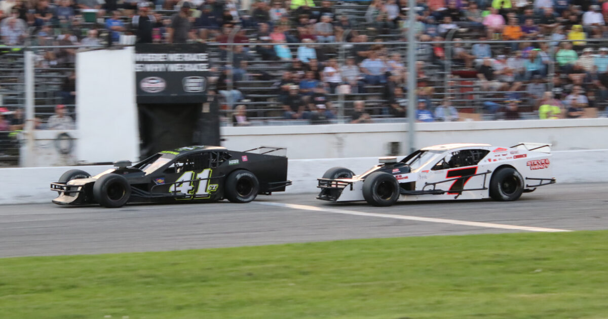 AZ Roofing Partners with SK Light Modifieds at Thompson Speedway in…