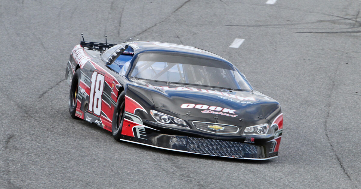 Roderick, Luza Fastest in Sunday Qualifying at New Smyrna