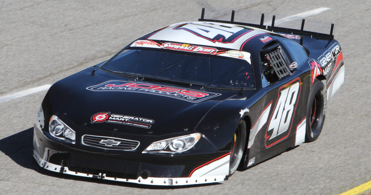 Former Snowball Derby Pole-sitter Among Favorites For STARS Opener
