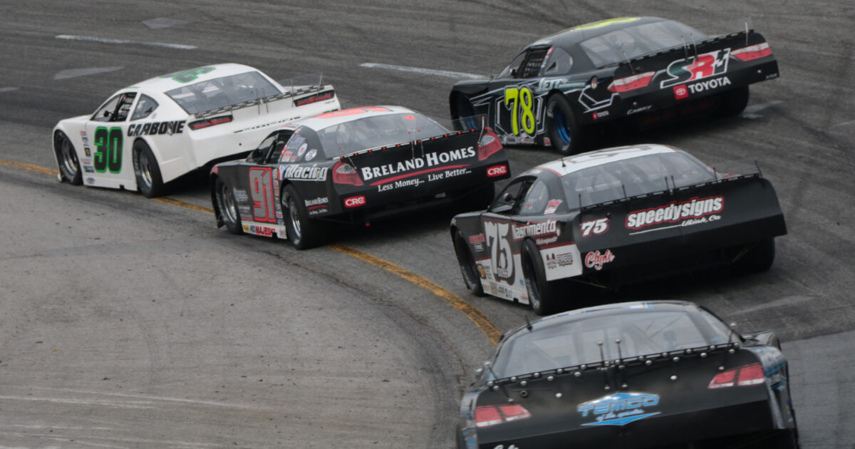 Pit Pay Challenge Up for Grabs at Snowball Derby, Snowflake 100