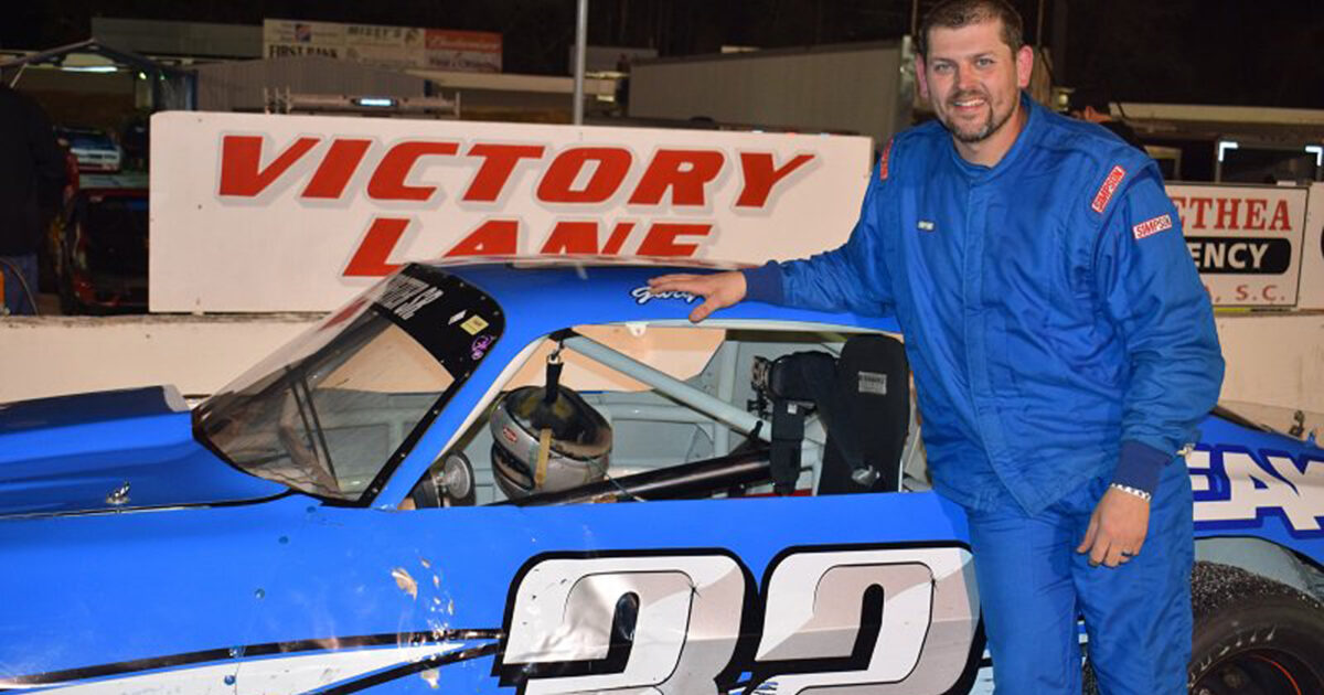 Throwback Thursday: New Year's Bash to the Past and More