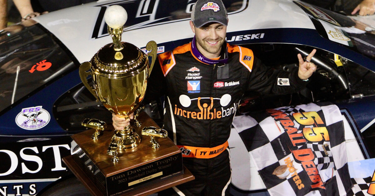Ty Majeski Scores Second Tom Dawson Trophy in Eventful Snowball Derby