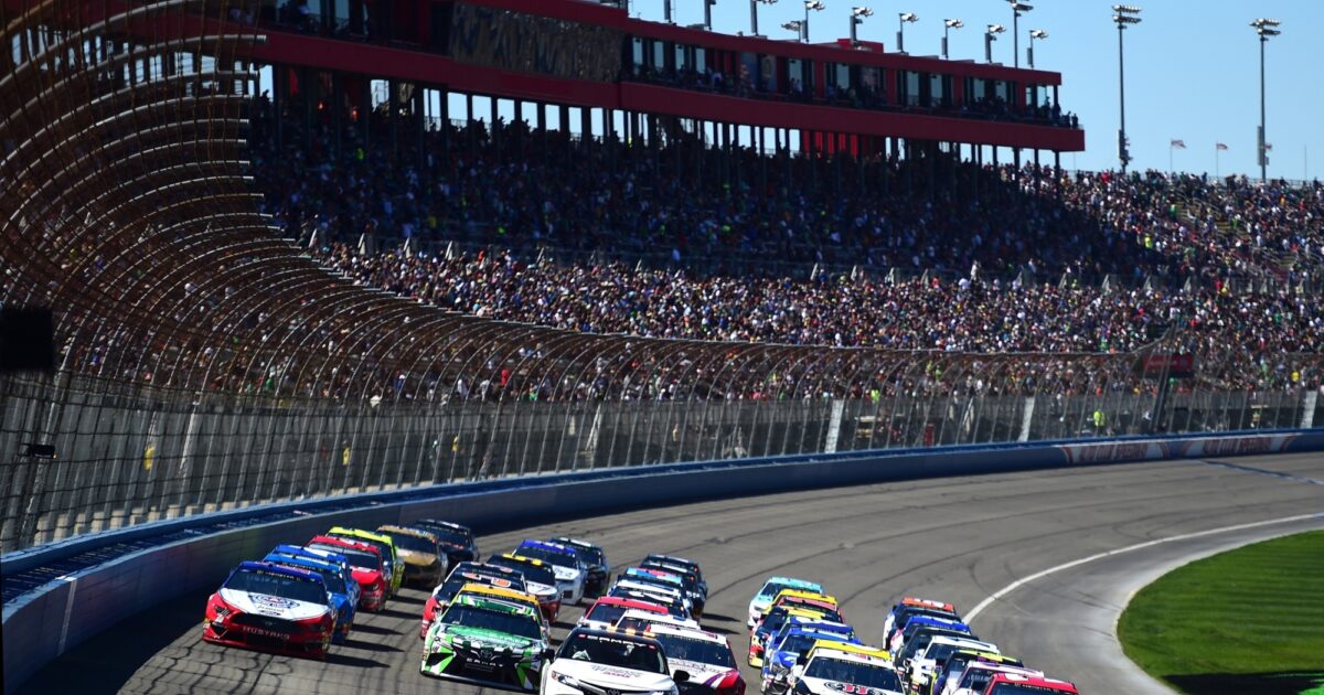NASCAR Returns to Fontana after Two Year Hiatus